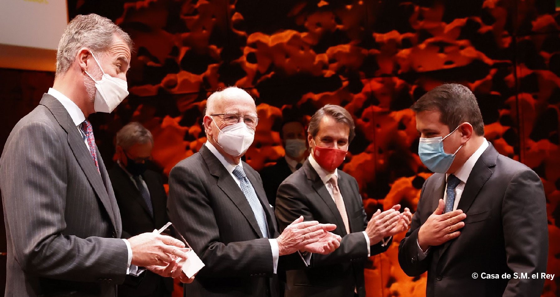 Bancamía, entidad de la FMBBVA, gana el XXI Premio CODESPA