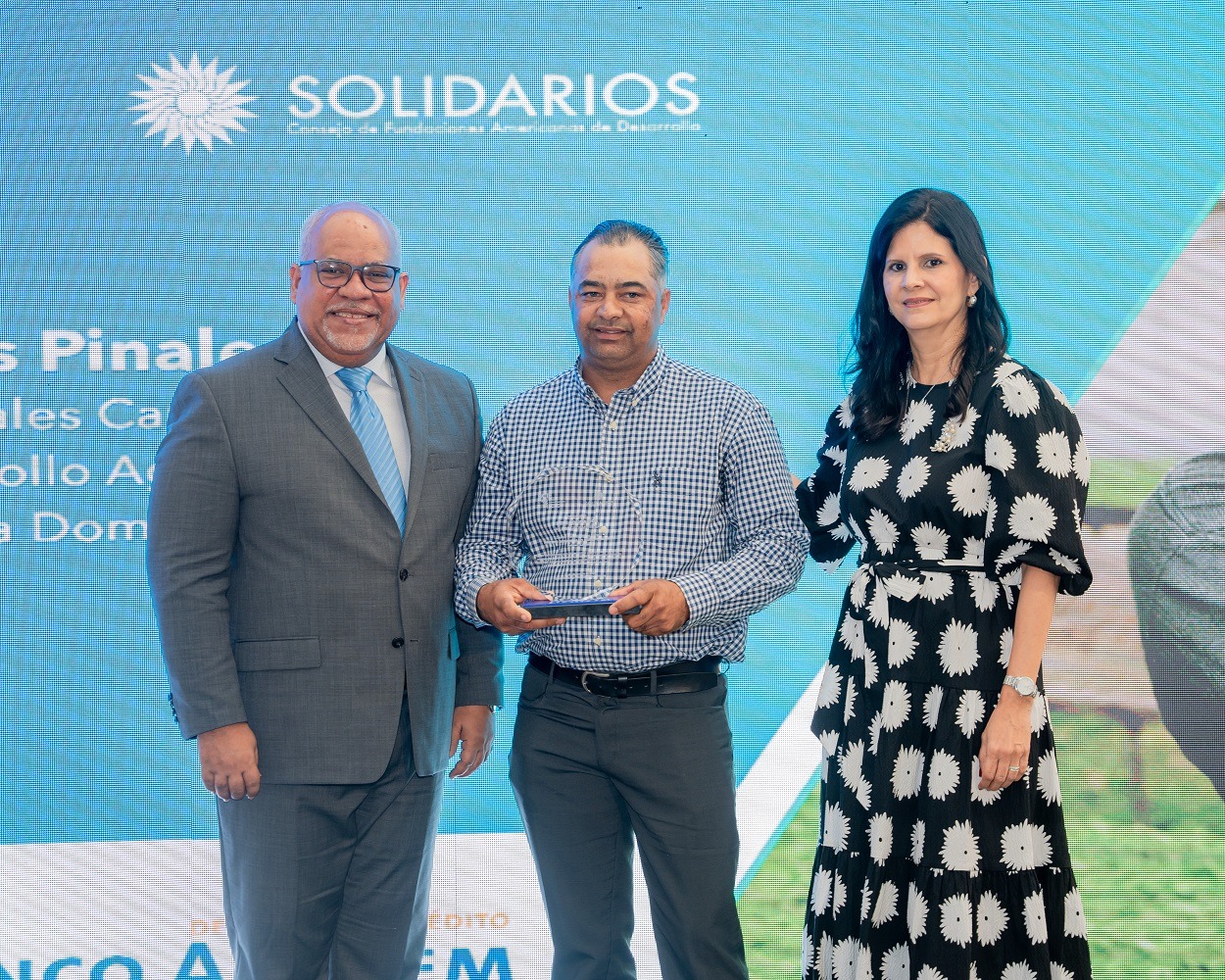 Emprendedores del Banco Adopem, reconocidos por su impacto en la ...